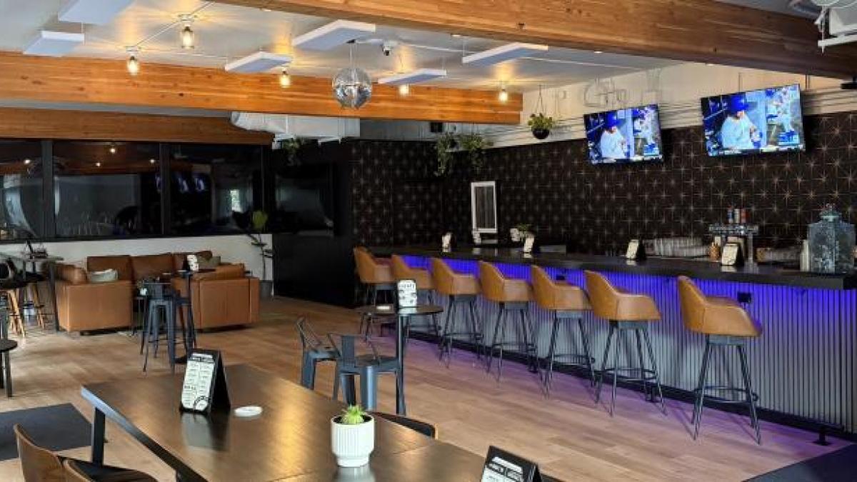 Longball Cocktail Club and Sports Lounge | San Diego